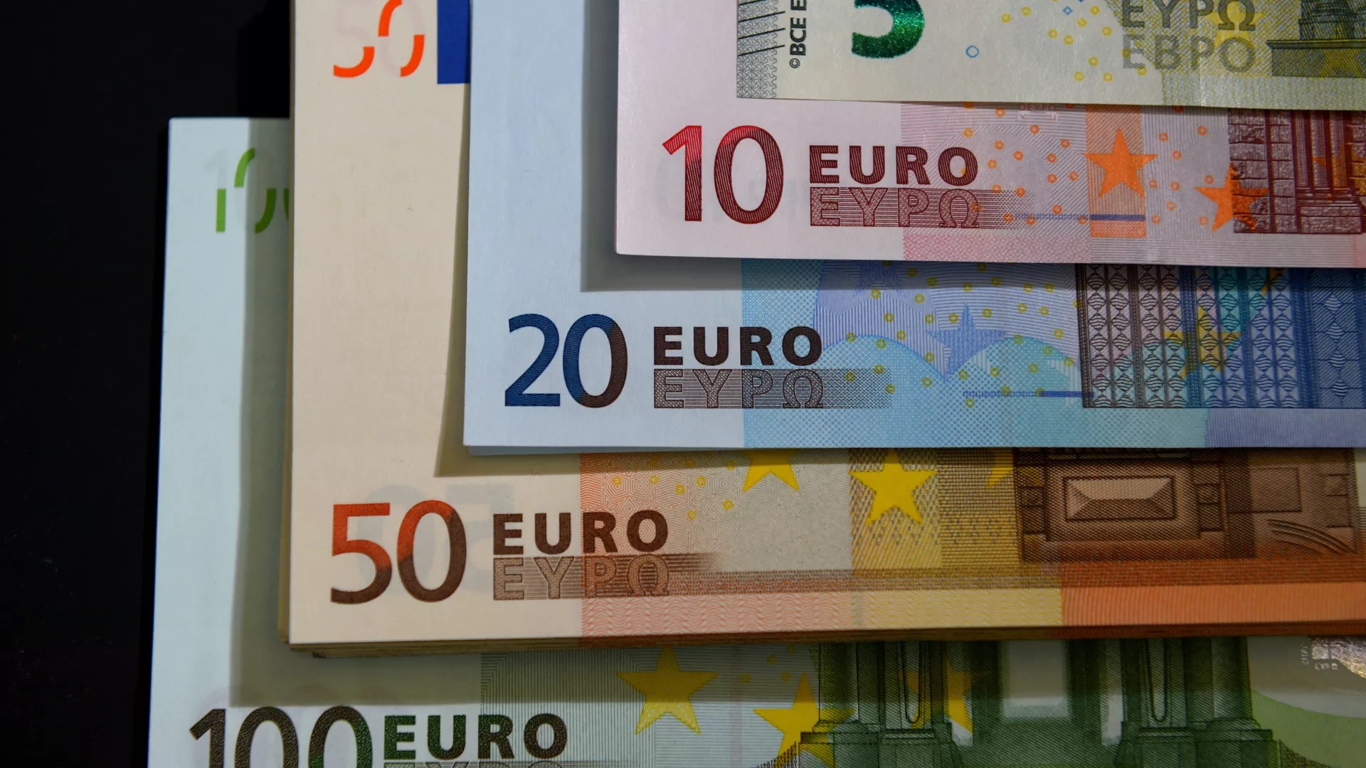 Crisis en Europa: el euro registra, oficialmente, su peor rendimiento ...